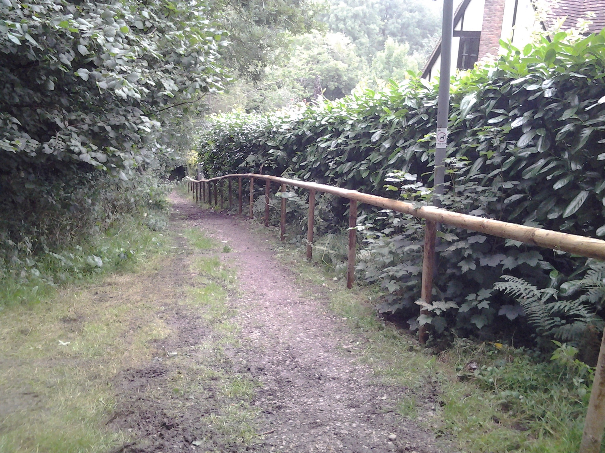 New footpath handrail – Nettleden with Potten End Parish Council